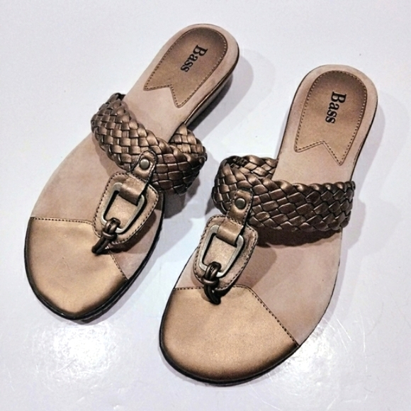 G.H. Bass & Co. | Shoes | Bass Carolyn Womens Sandals 75m Bronze ...